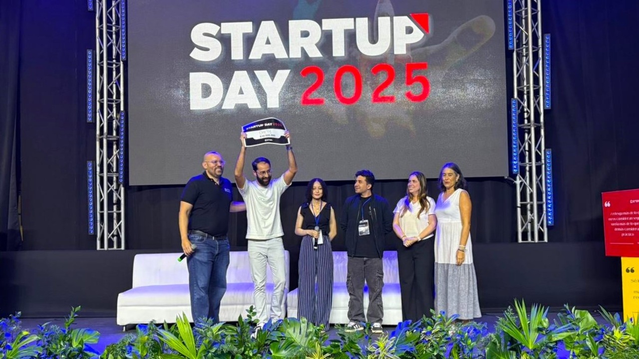 OneFly gana el StartUp Day 2025, una celebración de emprendimiento e ...